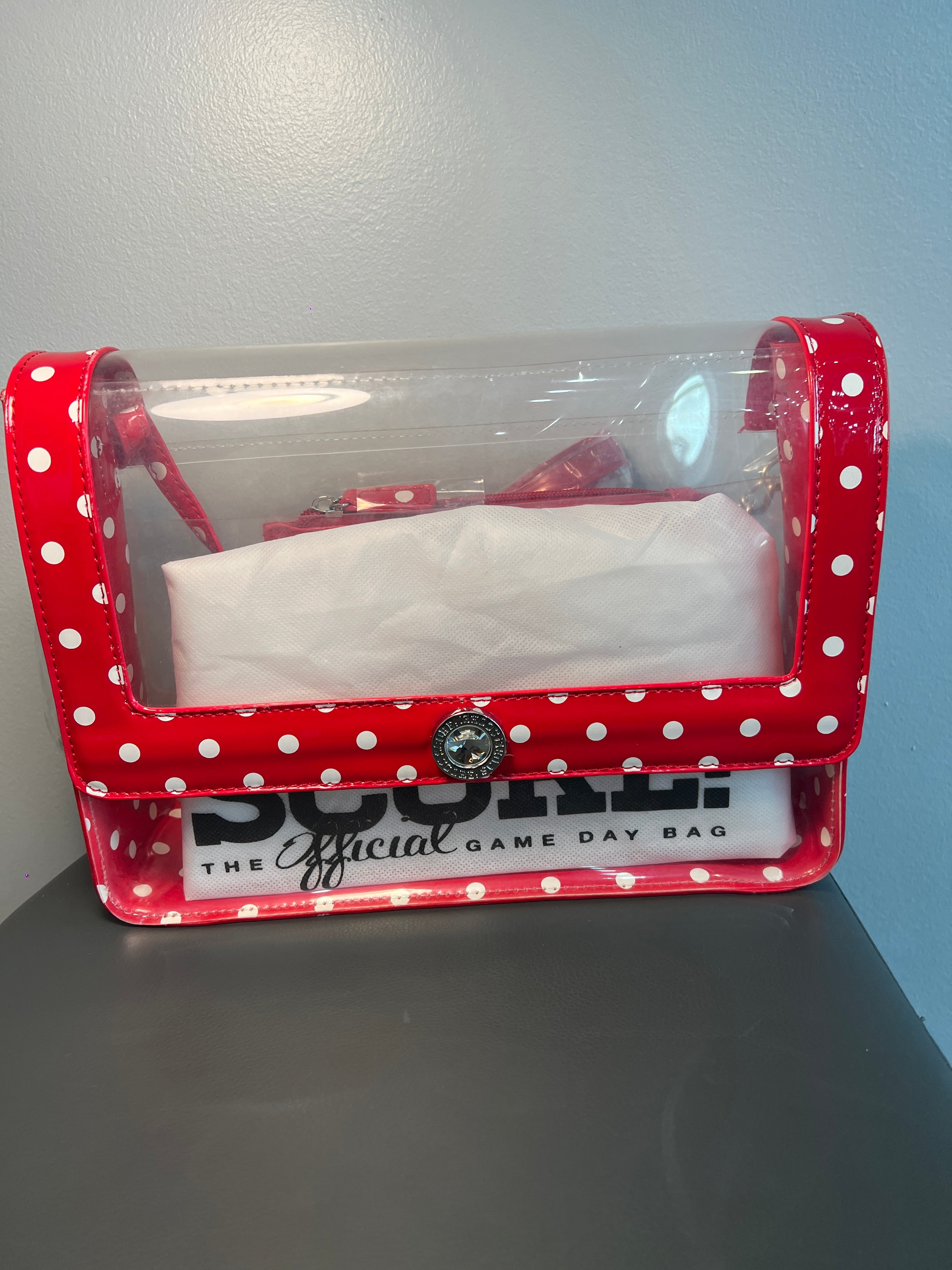 Medium Clear Cluth – Argent Sports